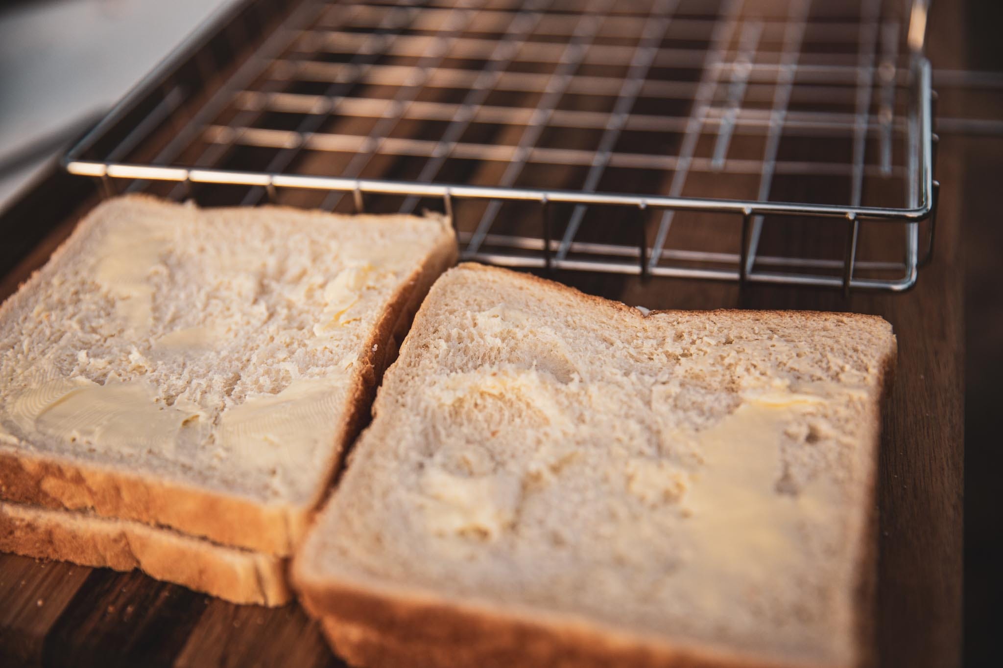 Bacon 肋 and Egg Breakfast Braaibroodjie 索 (Toastie) - OZ Braai